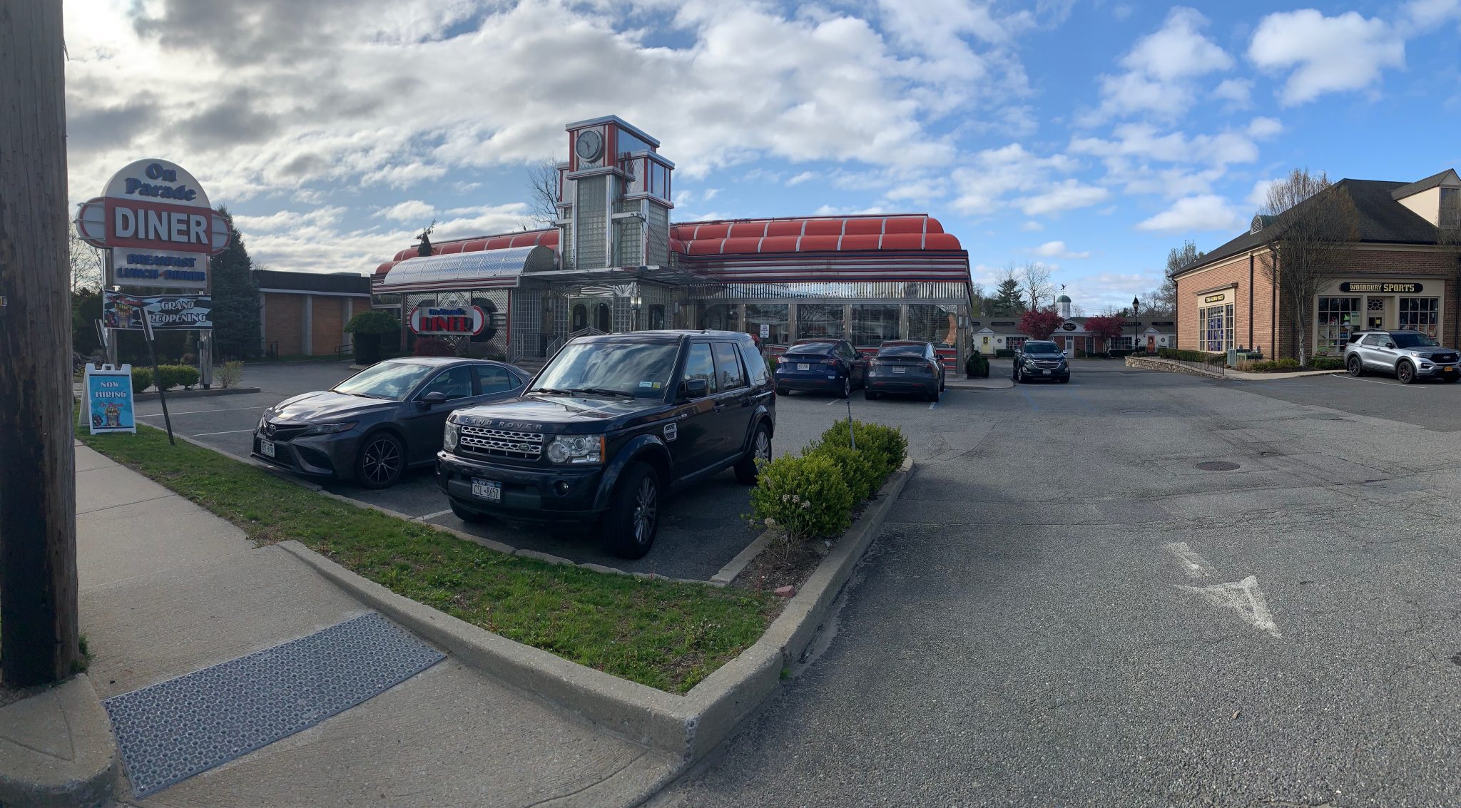 About LICN – LI Commercial Network